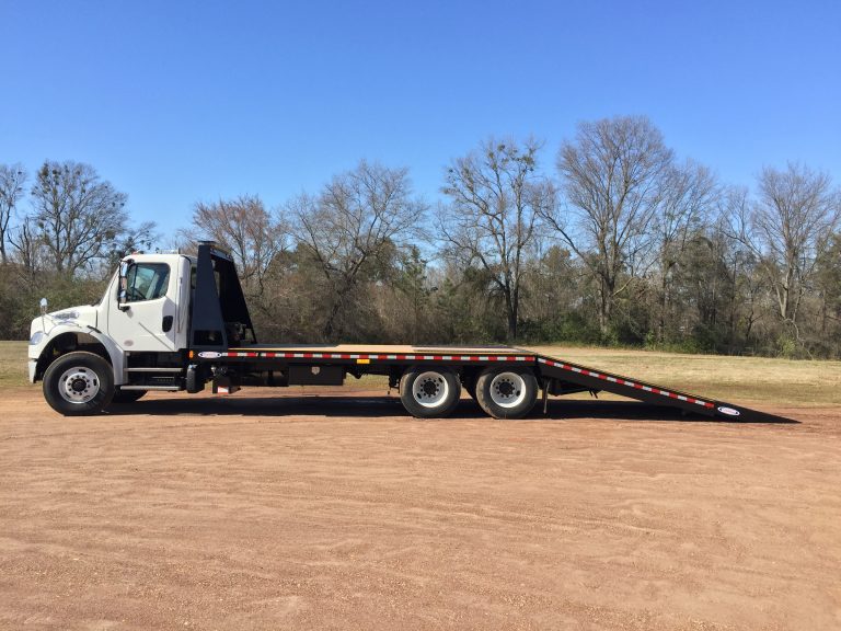 Tandem Axle Hydratail Truck – Ledwell – Custom Truck Bodies, Trailers ...